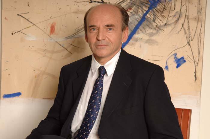 Recyclage des médicaments : entretien avec Thierry Moreau-Defarges ...